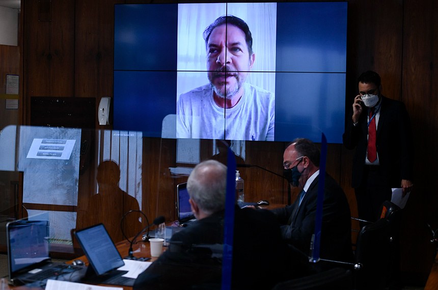 Senador Cid Gomes apresenta projeto tornando obrigatória vacinação ...