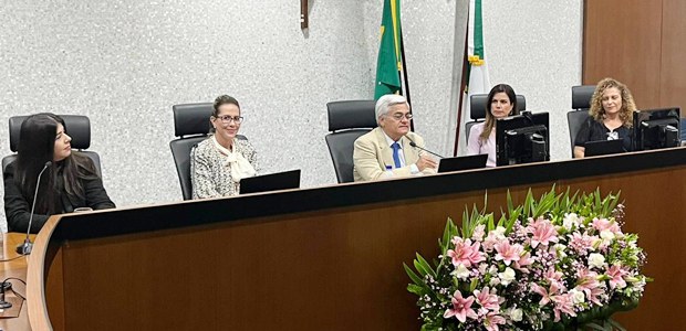 Importância das mulheres nos espaços de poder é salientado por ministra ...